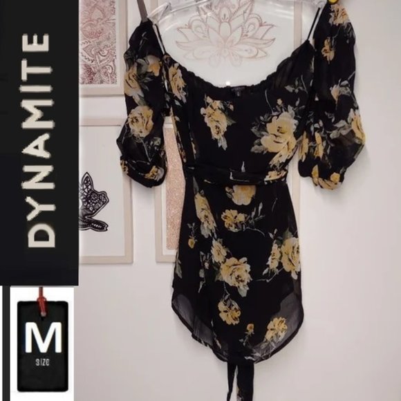 Dynamite | Tops | 23 Dynamite Floral Off The Shoulders Medium Blouse | Poshmark